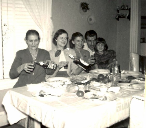 ‘A tavola non s'invecchia’: At the table, one does not grow old - Our ...